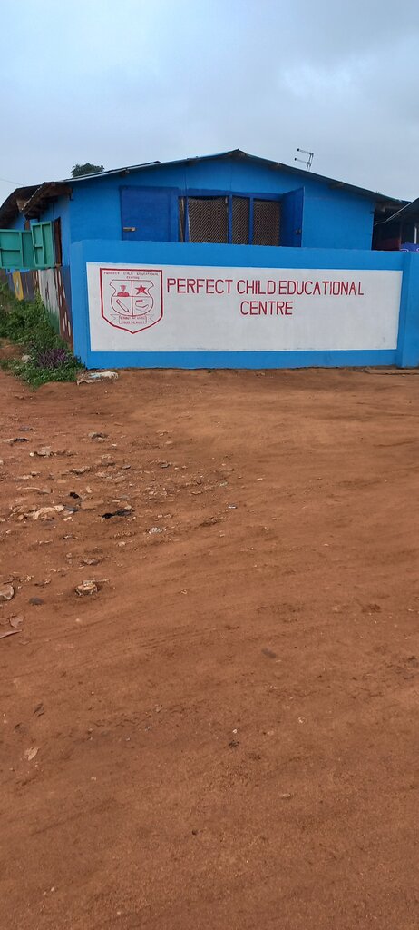 Gebe okulu Perfect Child Educational Center, Dünya, foto