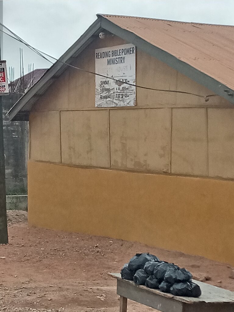 Ortodoks kiliseleri Reading bible power ministry, Dünya, foto