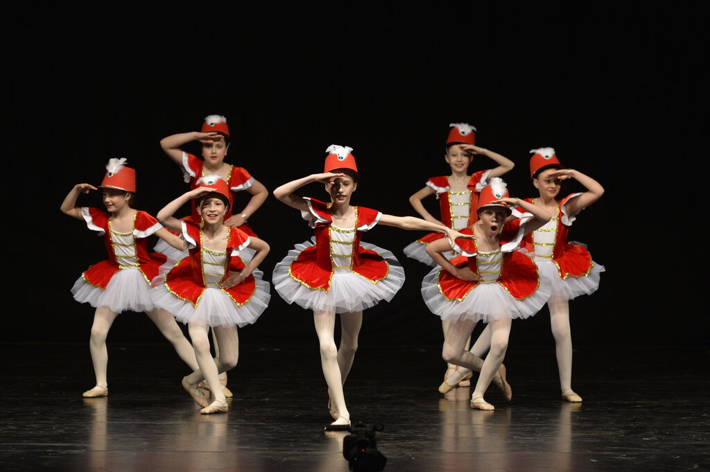 Dans okulları Dance Center Jane Gardner - York Studios, Linz, foto