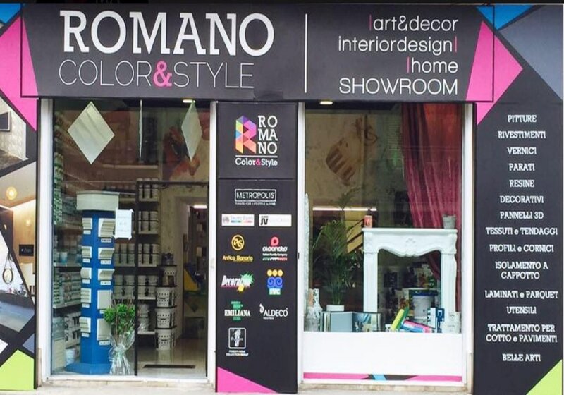 Mobilya mağazaları Romano Color & Style, Campania, foto