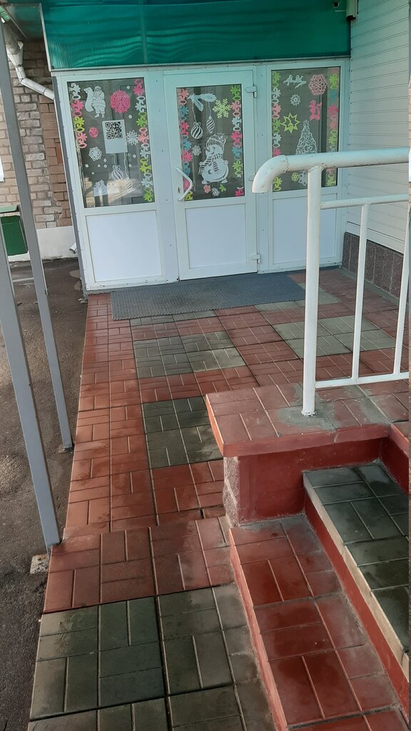 Fen lisesi, sosyal bilimler lisesi Gimnaziya g. Kletska Guo, Kletsk, foto