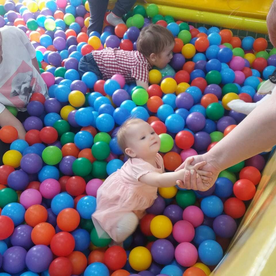 Oyun odası Детский парк kiwi Киви, Sosnovoborsk, foto