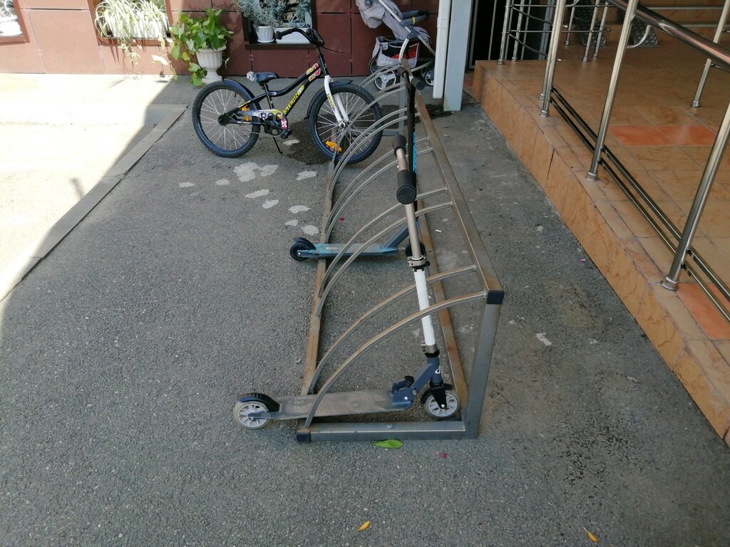 Bisiklet park yerleri Bicycle parking, Krasnodar, foto