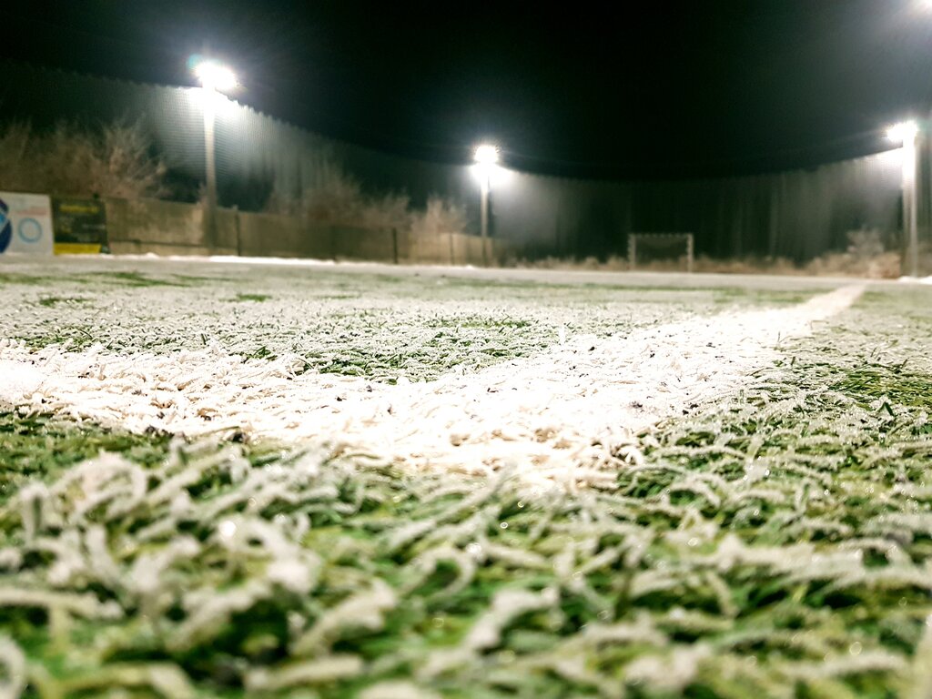 Spor alanı Футбольное поле Зелёная поляна, Volgograd, foto