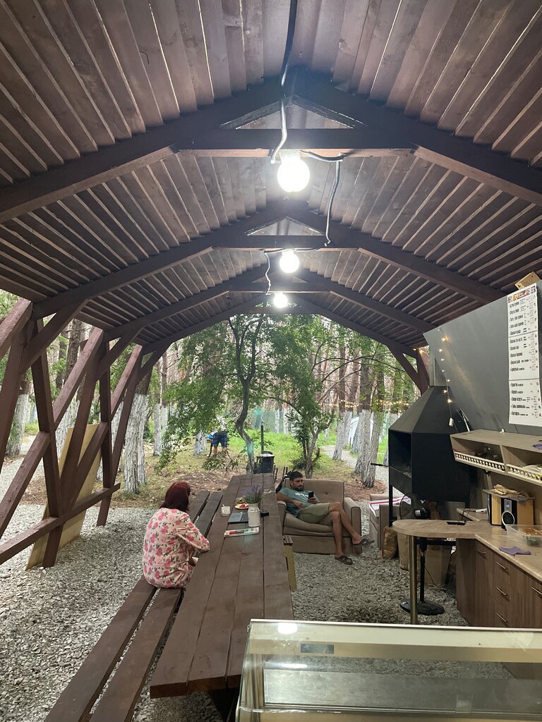 Kamp alanları Папин лагерь, Gelencik, foto