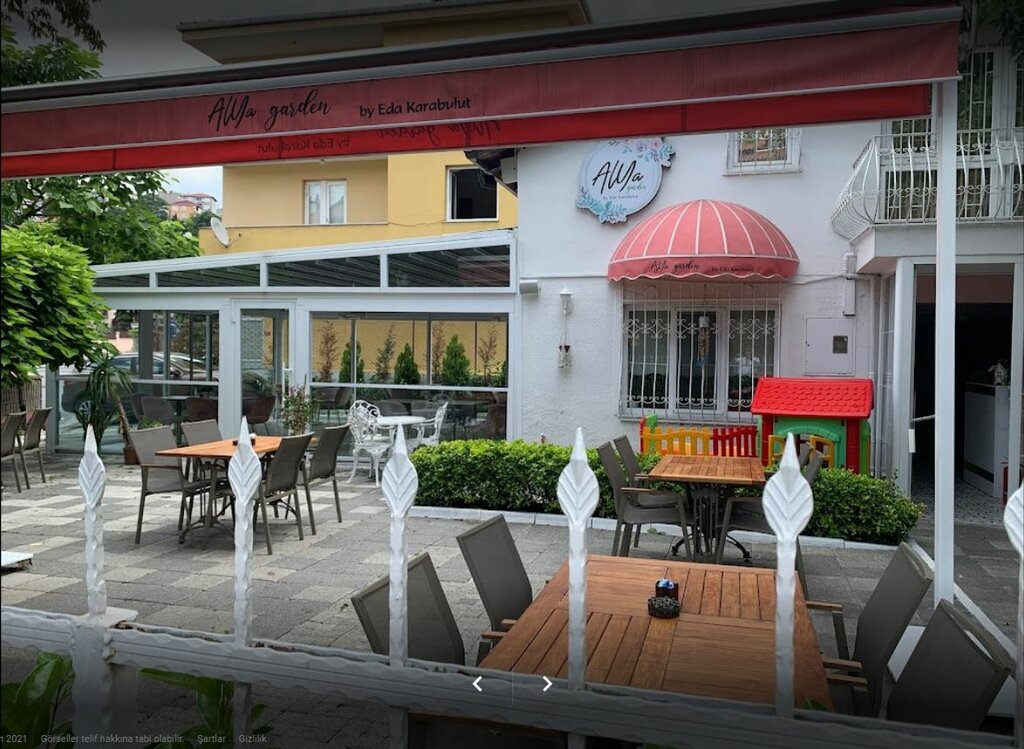 Kafe Alya Garden, İstanbul, foto