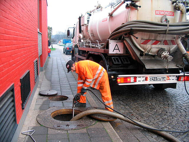 Su, ısıtma, kanalizasyon sistemleri CleanCanal, Moskova, foto
