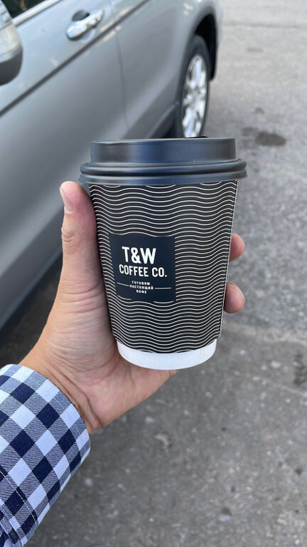 Kahve dükkanları Take and Wake Coffee Co, Severomorsk, foto