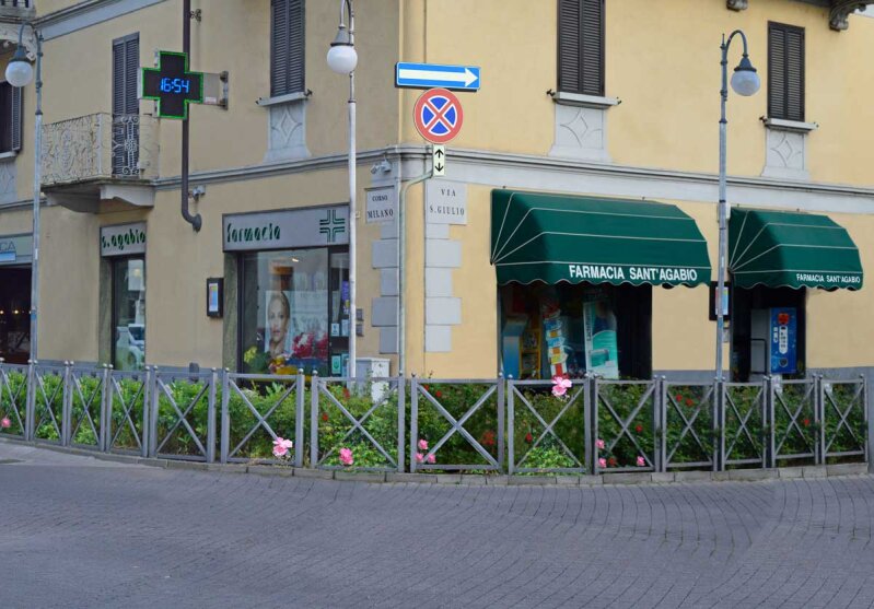 Alternatif tıp merkezleri Farmacia Sant'Agabio, Novara, foto