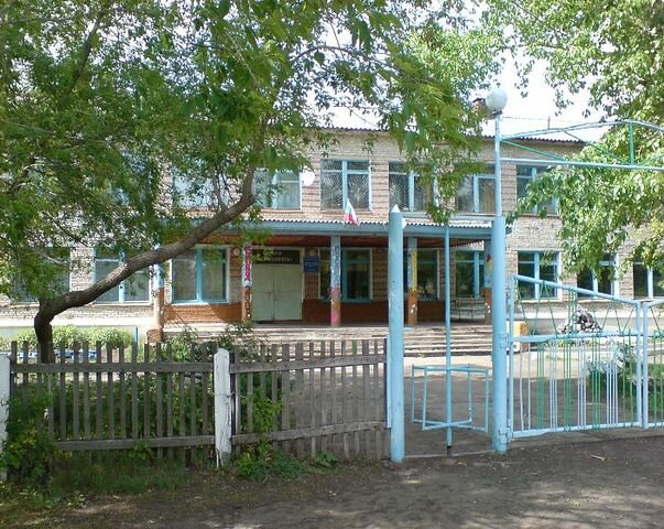 Ortaokul Увальская средняя общеобразовательная школа, Novosibirskaya oblastı, foto
