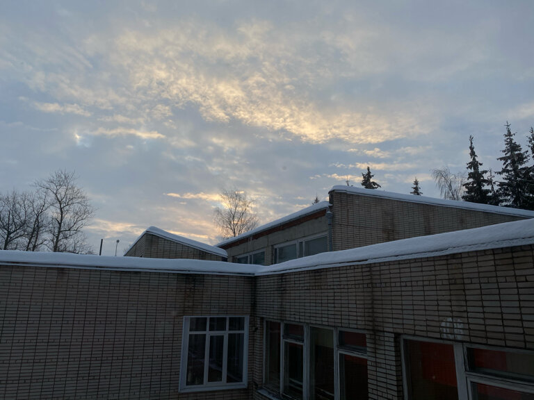 Fen lisesi, sosyal bilimler lisesi Gymnasium № 4, Mojaysk, foto