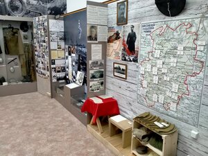 Тюкалинский историко-краеведческий музей (ulitsa Lenina No:21), müzeler ve sanat galerileri  Tiukalinsk'ten