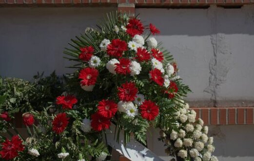 Cenaze hizmetleri Onoranze Funebri Cazzola, Dünya, foto