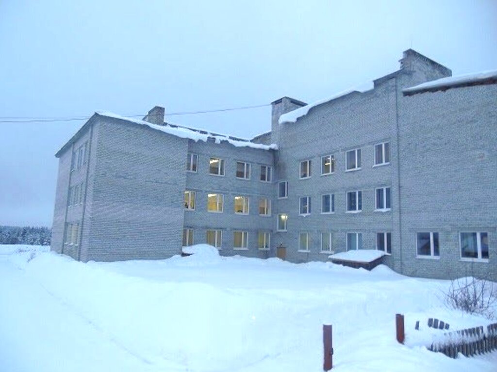 Ortaokul Shkola Srednyaya Obshcheobrazovatelnaya Lakhkolampinskaya, Mou, Karelya, foto