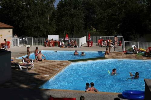 Otel Lac De Cancon, , foto