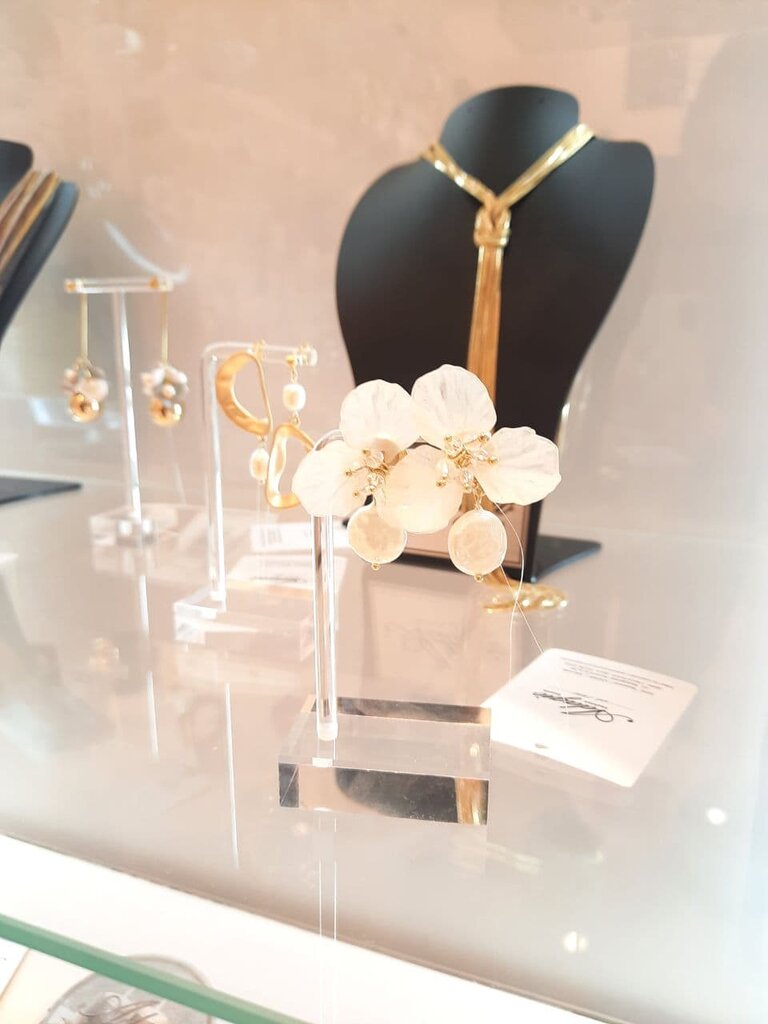 Tuhafiyeler Adagio Moda Evi, Moskova ve Moskovskaya oblastı, foto