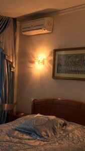 Dom U Morya Guest house (шоссе Дражинского No:2А, посёлок городского типа Отрадное), otel  Kırım Cumhuriyeti'nden