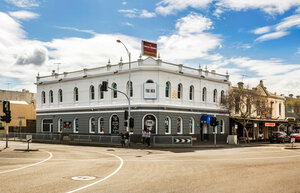Rex Hotel (Victoria, Melbourne, Retreat Place), bar  Melbourne'den