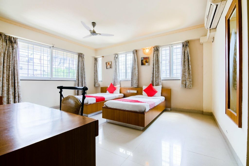 Otel Oyo Flagship 8252 Aayush Corporate Stays, Bangalor, foto
