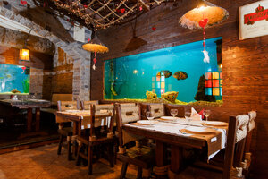 Atlantik (Vesennyaya ulitsa No:3), restoran  Mejdureçensk'ten