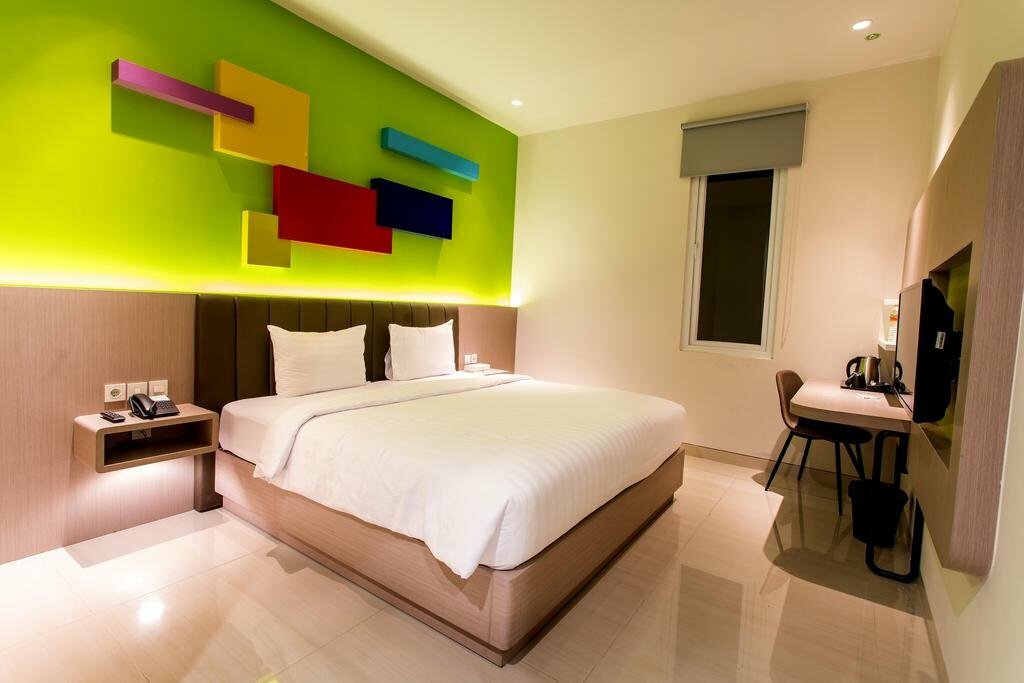 Otel Zoom Dharmahusada Hotel, Surabaya, foto