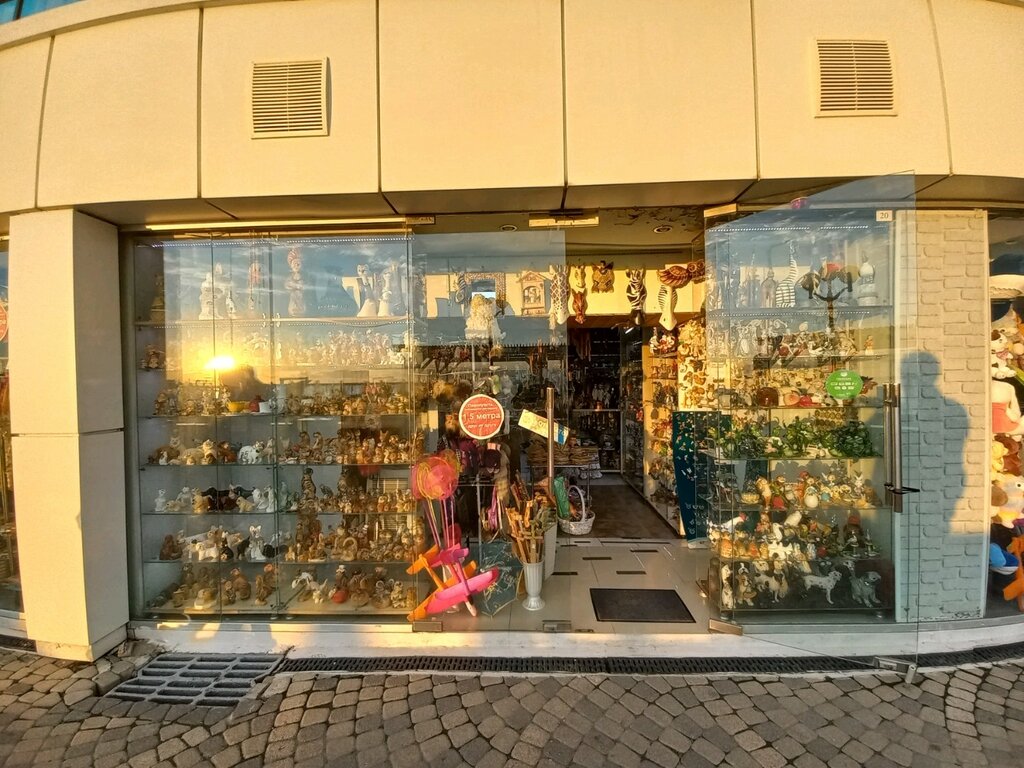 Hediyelik eşya mağazaları Сувенирная лавка, Soçi, foto