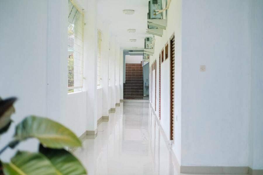 Otel Reddoorz Artomoro Guest House, Dünya, foto