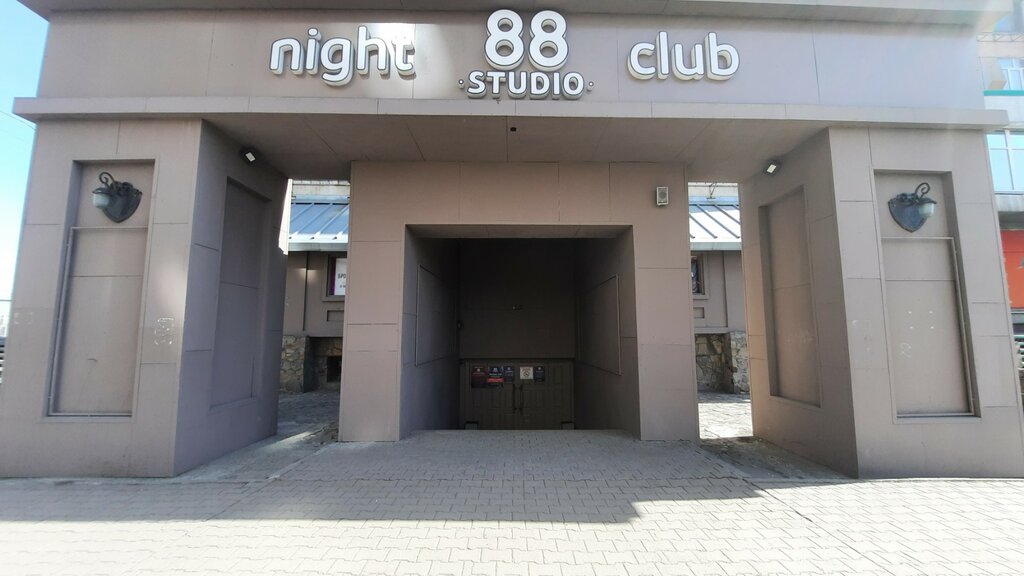 Gece kulüpleri Eighth Checkpoint, Novokuznetsk, foto