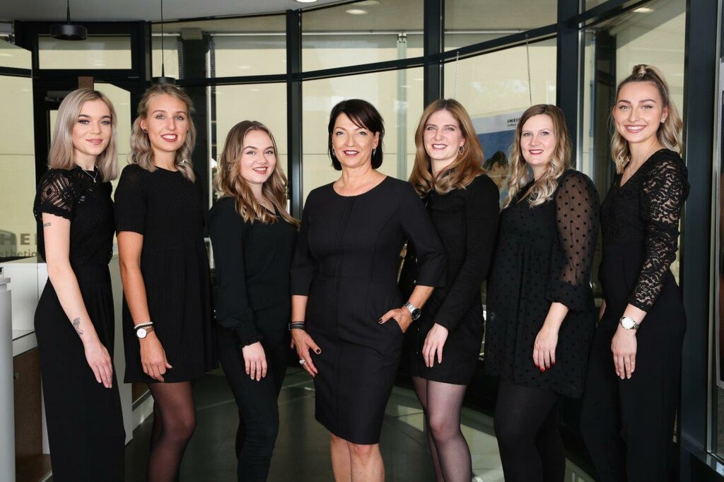 Kuaförler Ineichen Coiffure Biosthetique, Zug, foto