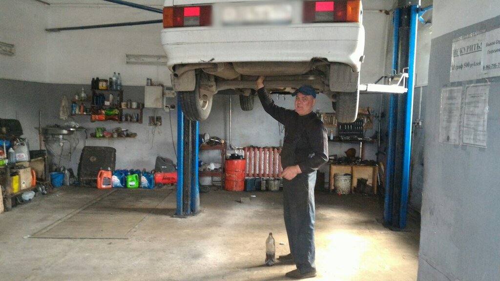 Otomobil servisi Sto Kyshtymavtoservis, Kıştım, foto