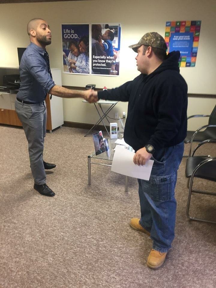 Sigorta şirketleri Deborah A Walker: Allstate Insurance, Ohio Eyaleti, foto