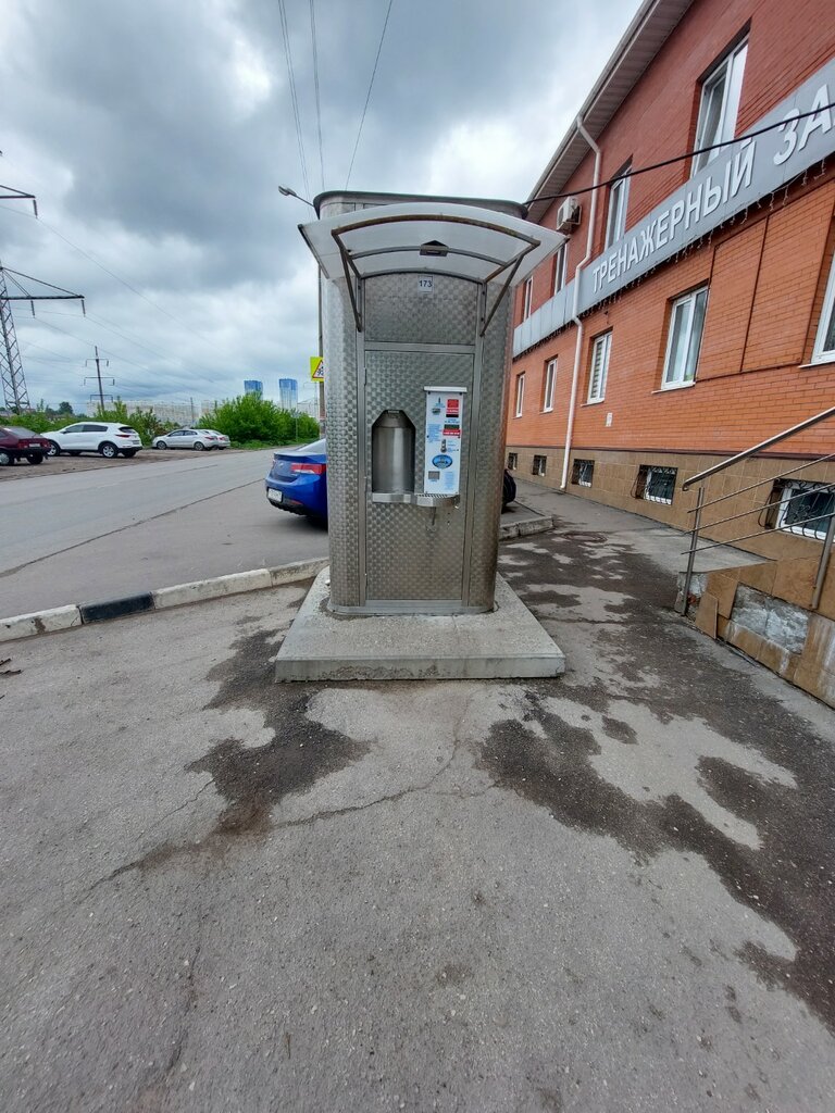Su satışı Разливная вода, Tula, foto