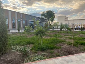 Yoshlik Culture and Recreation Park (Navoi Region, Karmana District, Mirsaid Baxrom mahalla fuqarolar yigʻini, Yoshlik madaniyat va istirohat bog'i), kültür ve eğlence parkları