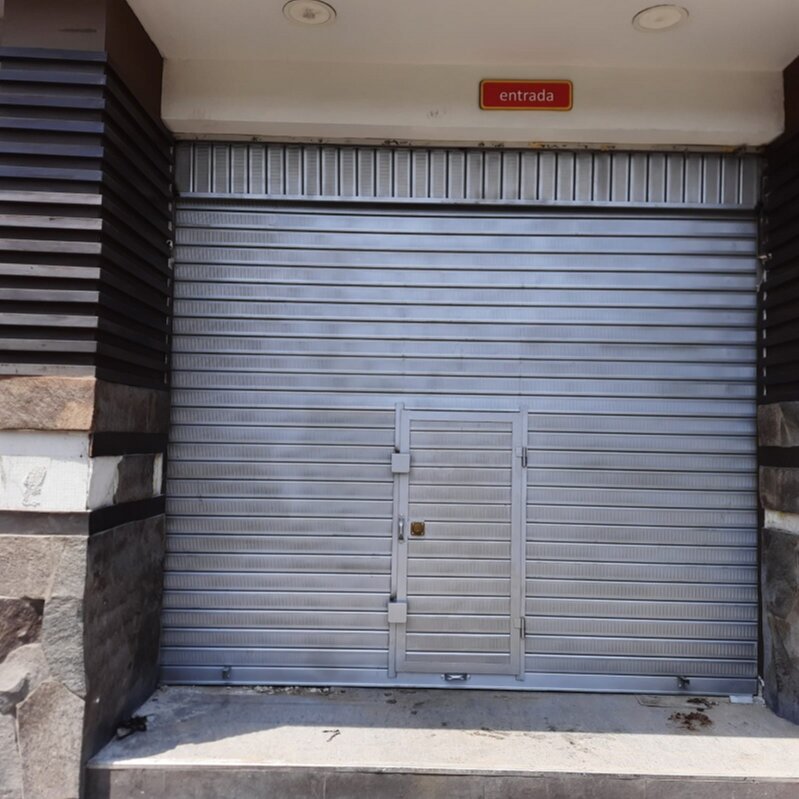 Otomatik kapı firmaları Ja Puertas Enrollables, Lima, foto