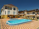 Sea cliff (Morskoy pereulok No:17, stanitsa Golubitskaya), otel  Krasnodarski krayından