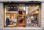 Scola Arturo Tessuti Alta Moda e Biancheria dal 1894 (Calabria, Cosenza, Rende, Cosenza, Corso Giuseppe Mazzini), giyim mağazası  Calabria'dan