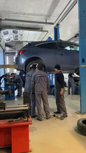 AvtoTekhTsentr Vnukovo (Tsentralnaya Street No:27), otomobil servisi  Moskova'dan