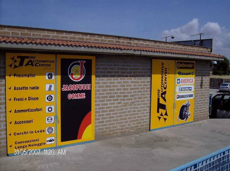 Jant ve lastikçiler Jacopucci Gomme, Lazio, foto