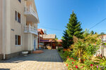 Usadba (Frunze Street No:10, Adler), otel  Soçi'den