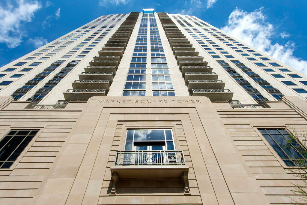 Emlak ofisi Market Square Tower Apartments, Houston, foto