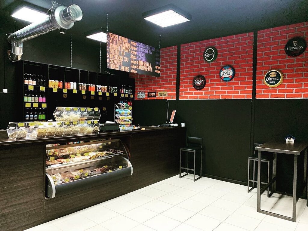 Bira dükkanı Soлod, Inta, foto