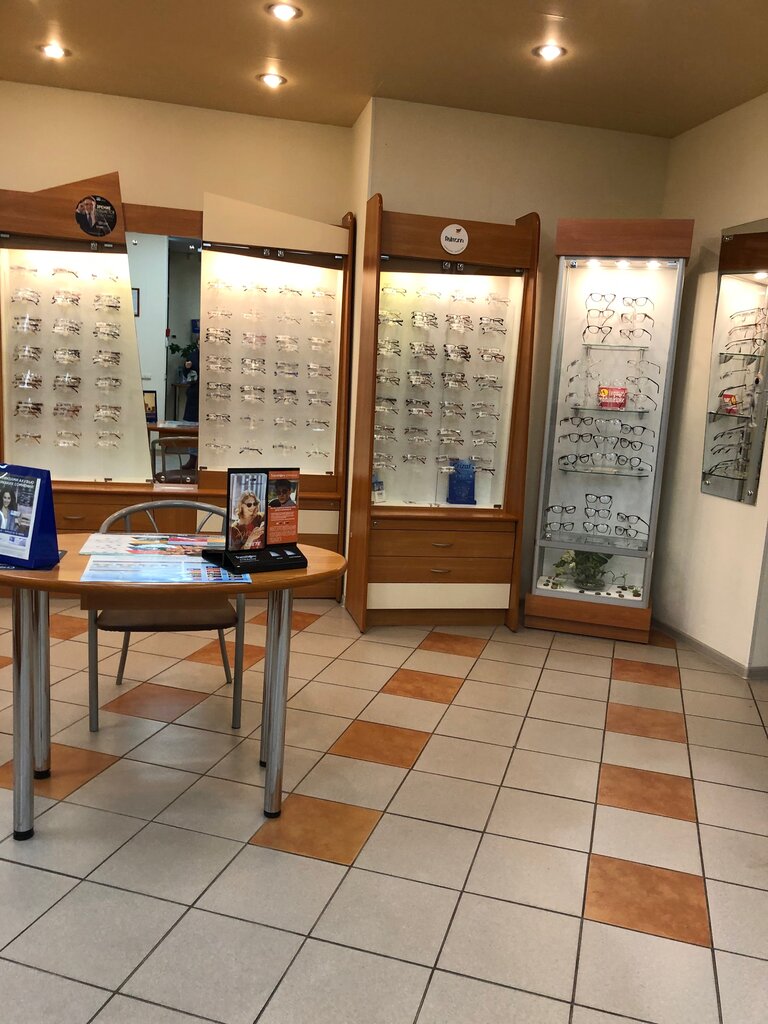 Optik Nevskaya Optika, Saint‑Petersburg, foto