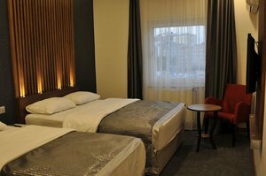 Admiral Otel (Hacı Saki Mah., Osman Kavuncu Blv., No:122, Kocasinan, Kayseri), otel  Kayseri'den
