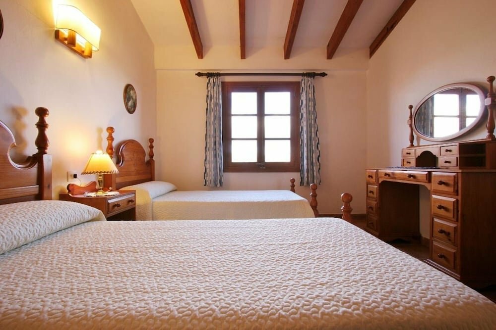 Otel Villa - 2 Bedrooms with Pool and WiFi - 103214, Balear Adaları, foto