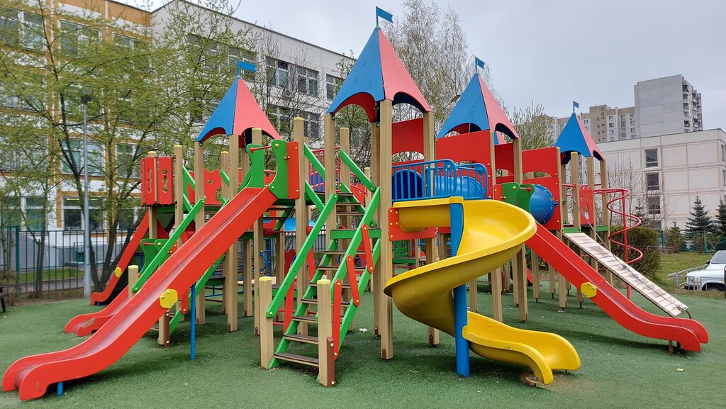 Oyun alanı Playground, Moskova, foto