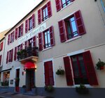 Hotel Le Biarritz  Vichy (Rue Grangier No:3, Vichy), otel  Vichy'den