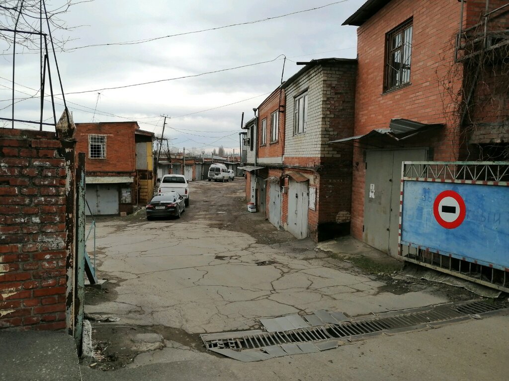 Garajlar Garazhno-Potrebitelsky Kooperativ № 34, Krasnodar, foto