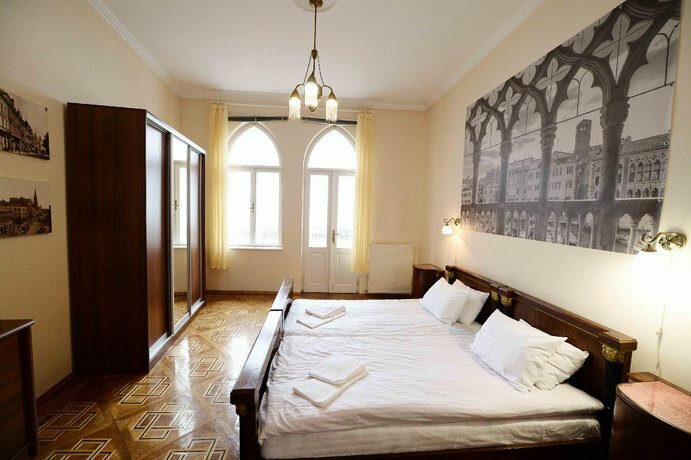 Kısa süreli konaklama The Historical Family Nest in City Centre, Lviv, foto