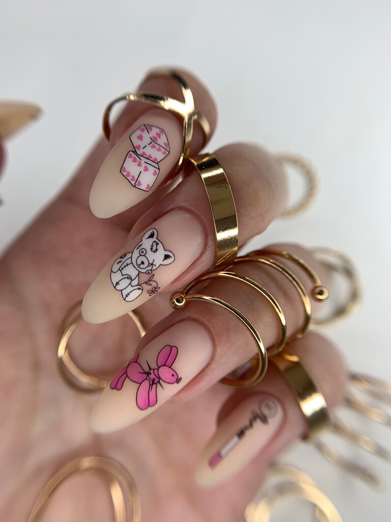 Manikür-pedikür Ksenia Sazonova Studio, Saint‑Petersburg, foto