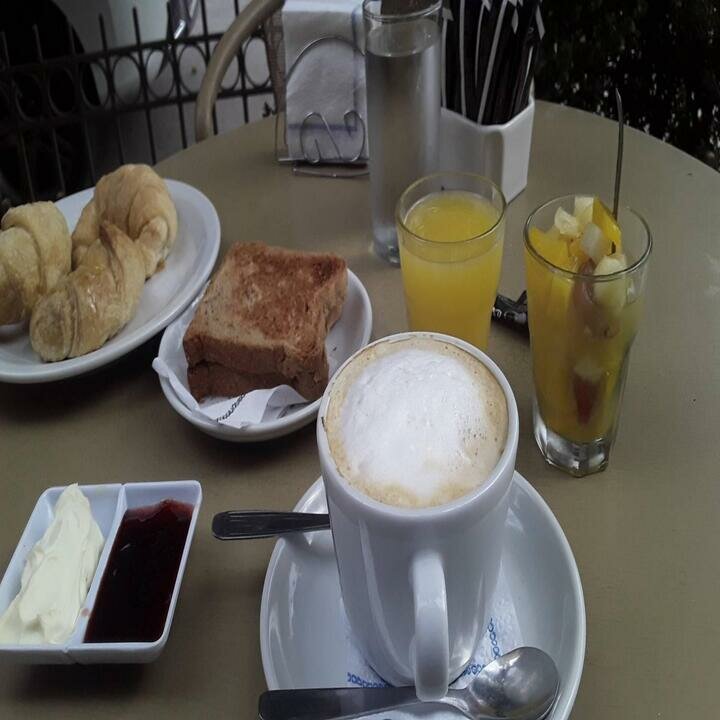 i̇mam hatip eğitim kurumları Hotel Coventry, Santiago del Estero, foto